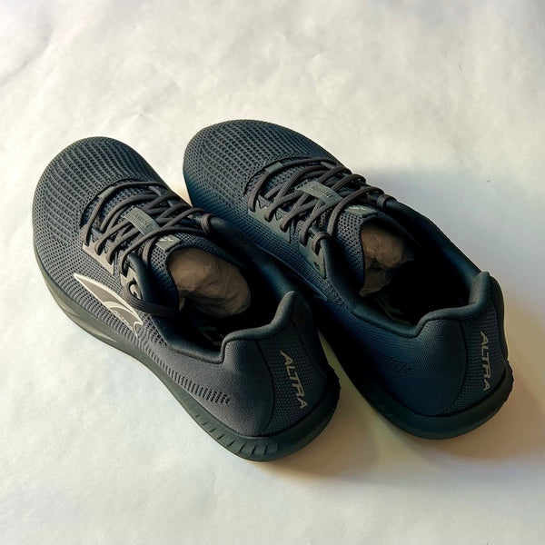 Escalante（Men’s / Black）ALTRA – MONKEY CREW（モンキークルー）